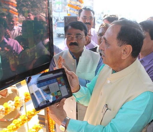 BRTS bus-stops in Rajkot now become Wi-Fi hotspots | DeshGujarat