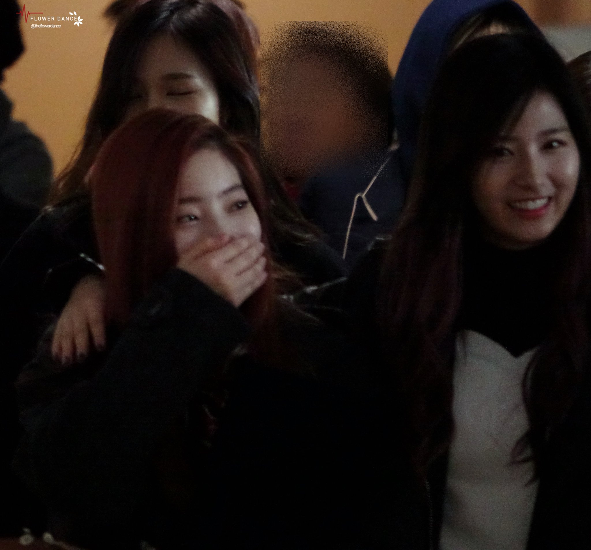 [170210] DaNa (Dahyun x Sana) New Photo @ Graduation Day at Hanlim ...