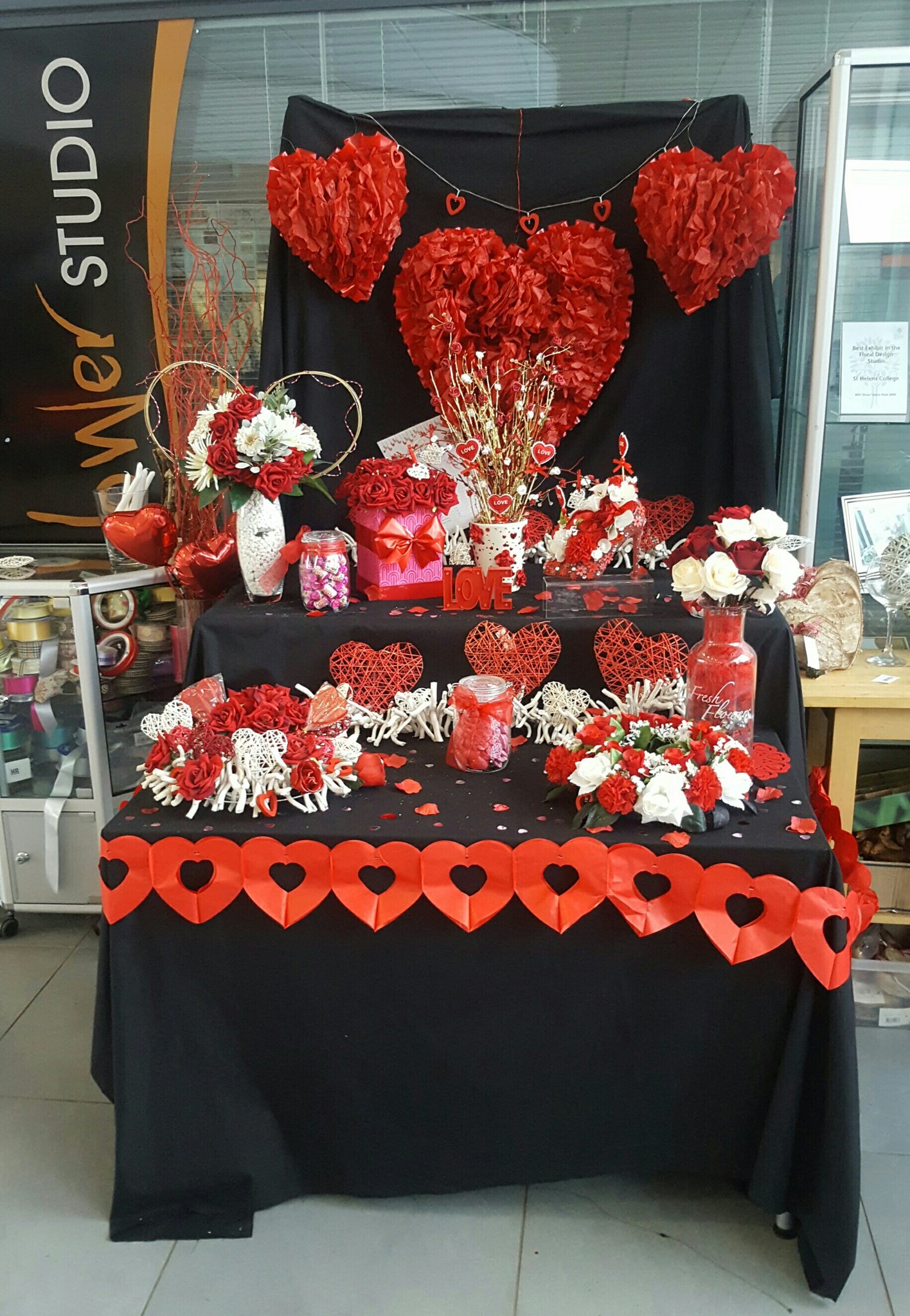 St Helens College on Twitter: "Stunning display created by our # ...