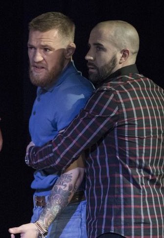 Looking for a Good Caption for this Photo of Dave Sholler and Some ...