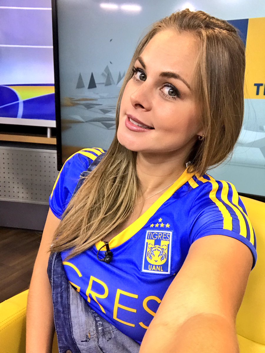 Inicia el partido ! Venga TigresOficial los veo a las 11:30pm por tdn ...