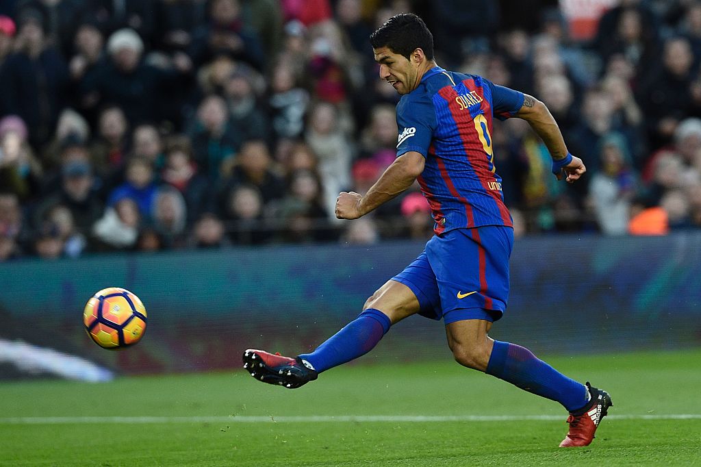 Luis Suarez Shooting