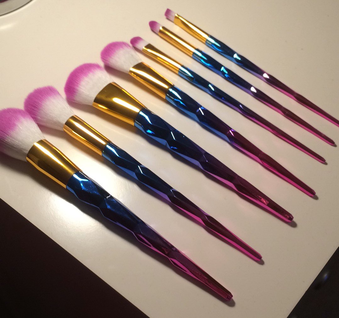 Ellen Grimshaw (@EllieeeRose) | Twitter