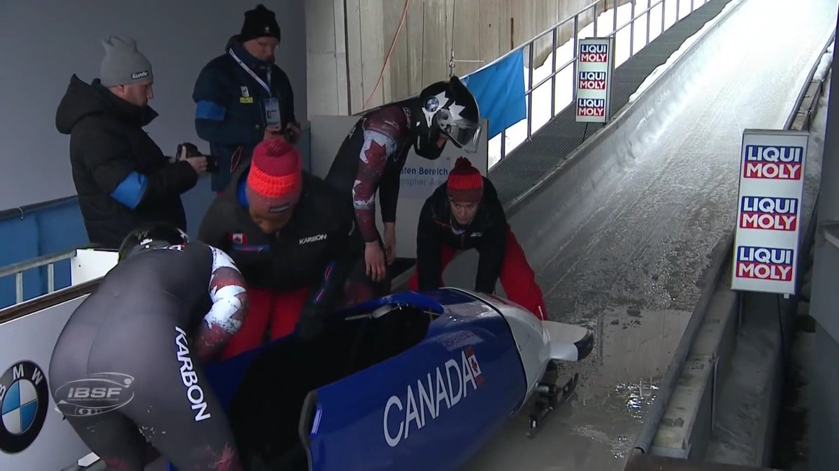 I ♥ Thongs @lovethongsuknow Timeline, The Visualized Twitter (Analytics)