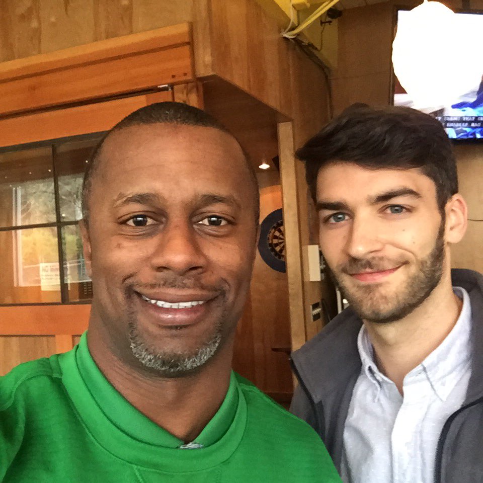 Willie Taggart seems to have made up with Andrew Greif of the Oregonian ...