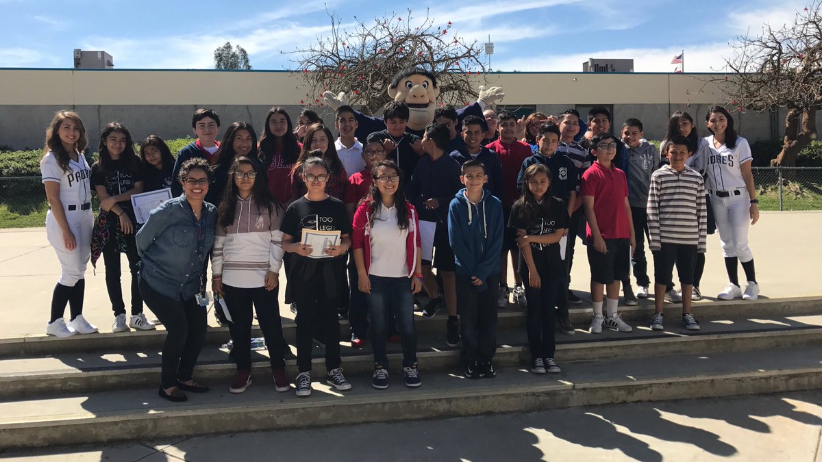 This morning, Friar and @PadSquad stopped by Nicoloff Elementary to ...