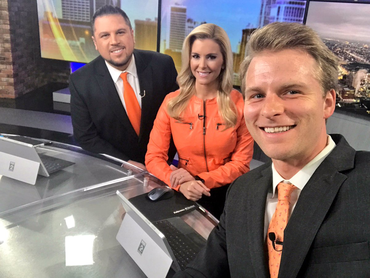 Amy Andrews| News-gossip-annual salary-Fox 2 News