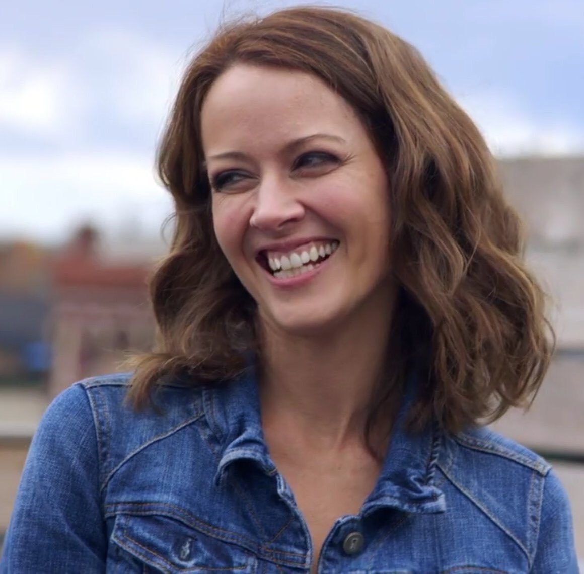 Amy Acker 2017