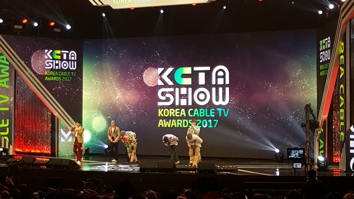BTOBSTORY on Twitter: "[FANTAKEN] 170310 #BTOB - KCTA Show 2017 #MOVIE [CR: dolcissimo_btob ...