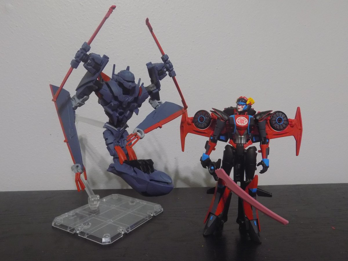 Minor/Repaint: - Generations: IDW Obsidian | TFW2005 - The 2005 Boards