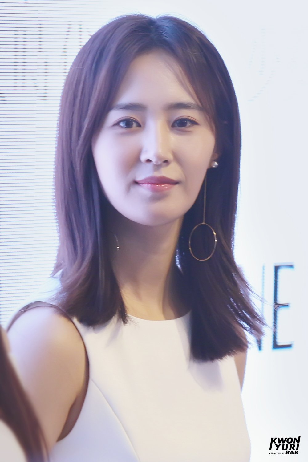 SNSD-SONE WORLD (소원) on Twitter: "[HQ] 170311 Yuri - Pantene FM in HK by KYRB (6p) DL: https://t ...