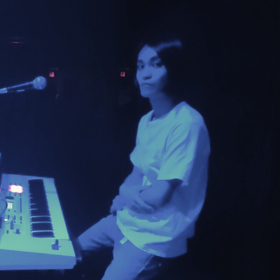 吉川鮎太 on Twitter: "【MOOSIC LAB 2017】 監督作「Groovy」キャスト情報！ 主演、今泉力哉(映画監督)さん、 ヒロインがしじみ(女優)さんです！ 音楽で人を ...