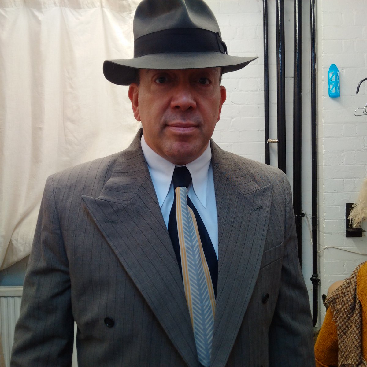 Once Upon A Time In London (2017) watch online with subtitles 1440p 21: ...