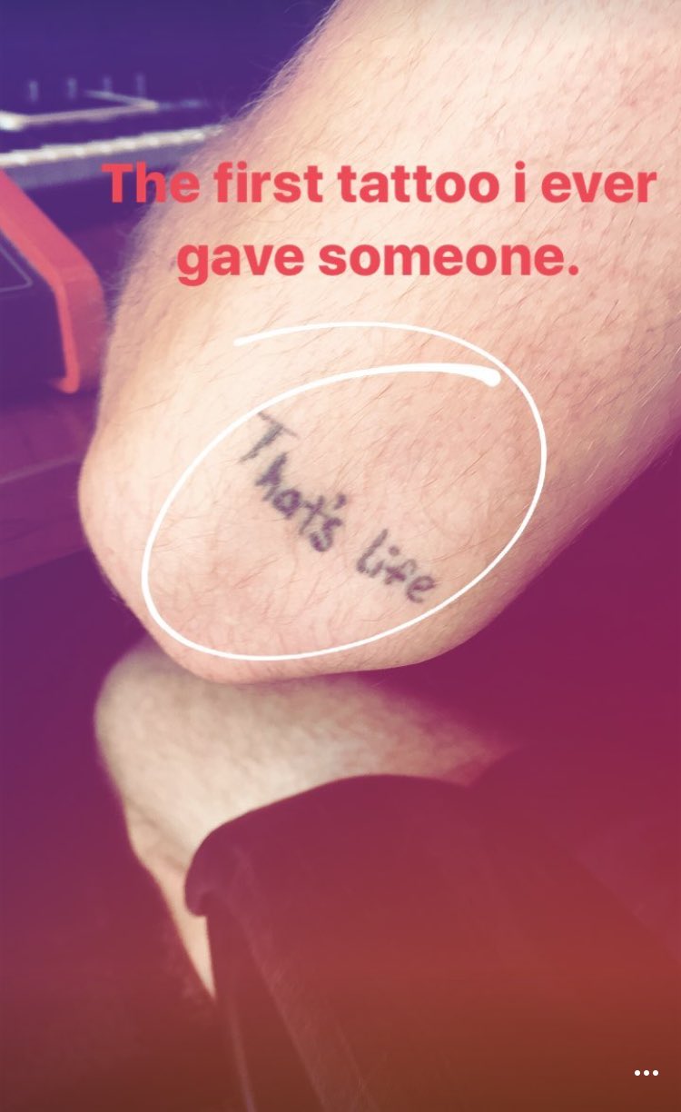 Ross Lynch Tattoo On His Leg