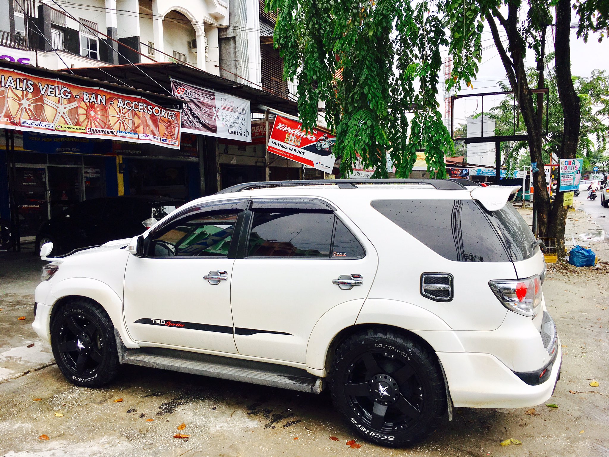 Fortuner Modifikasi Velg