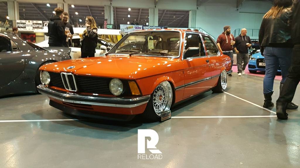 Stanced E21