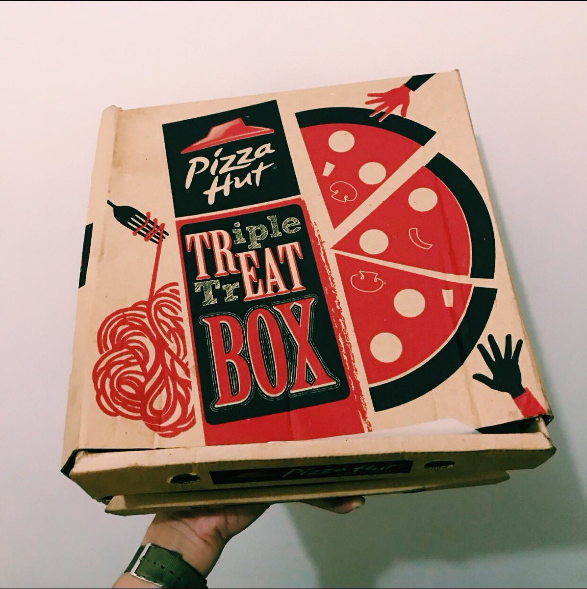 Pizza Hut Box Design