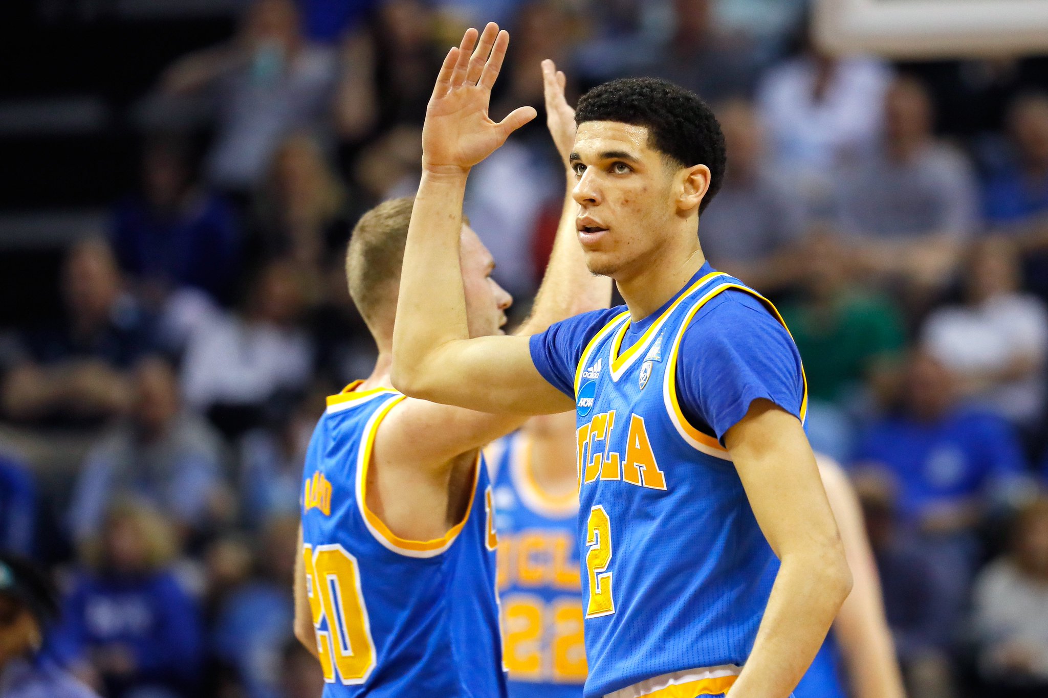 【球員消息】無緣NCAA八強之後，Lonzo Ball宣佈將會離開UCLA | NBA新聞台 | 籃球地帶 - FanPiece