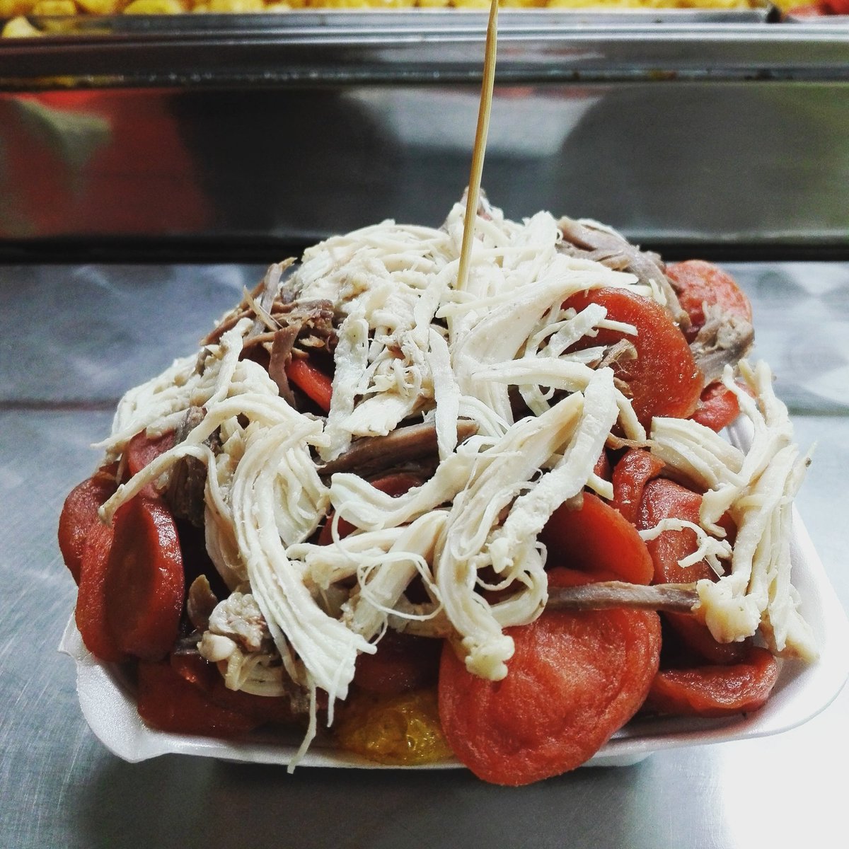 Salchipapa Con Pollo