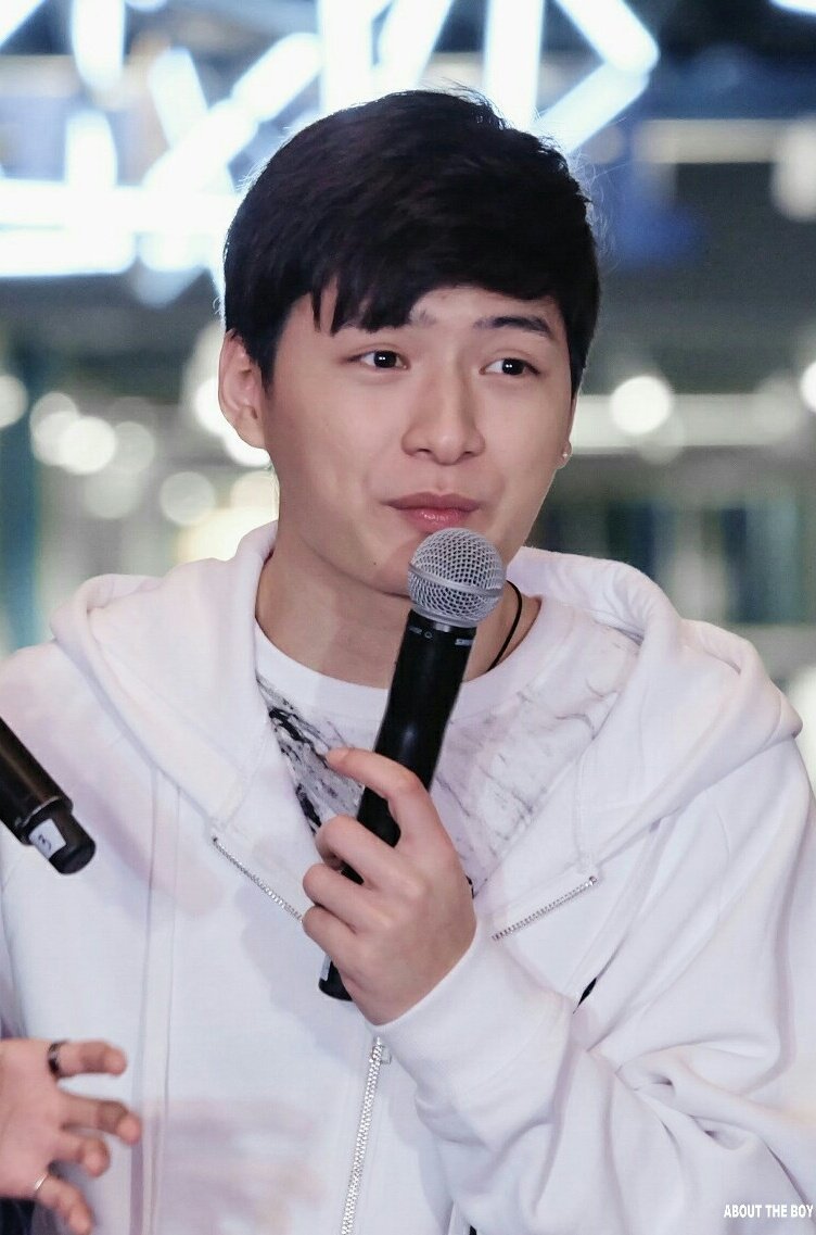 Ratchanikon (@Ratchanikonfai) | Twitter