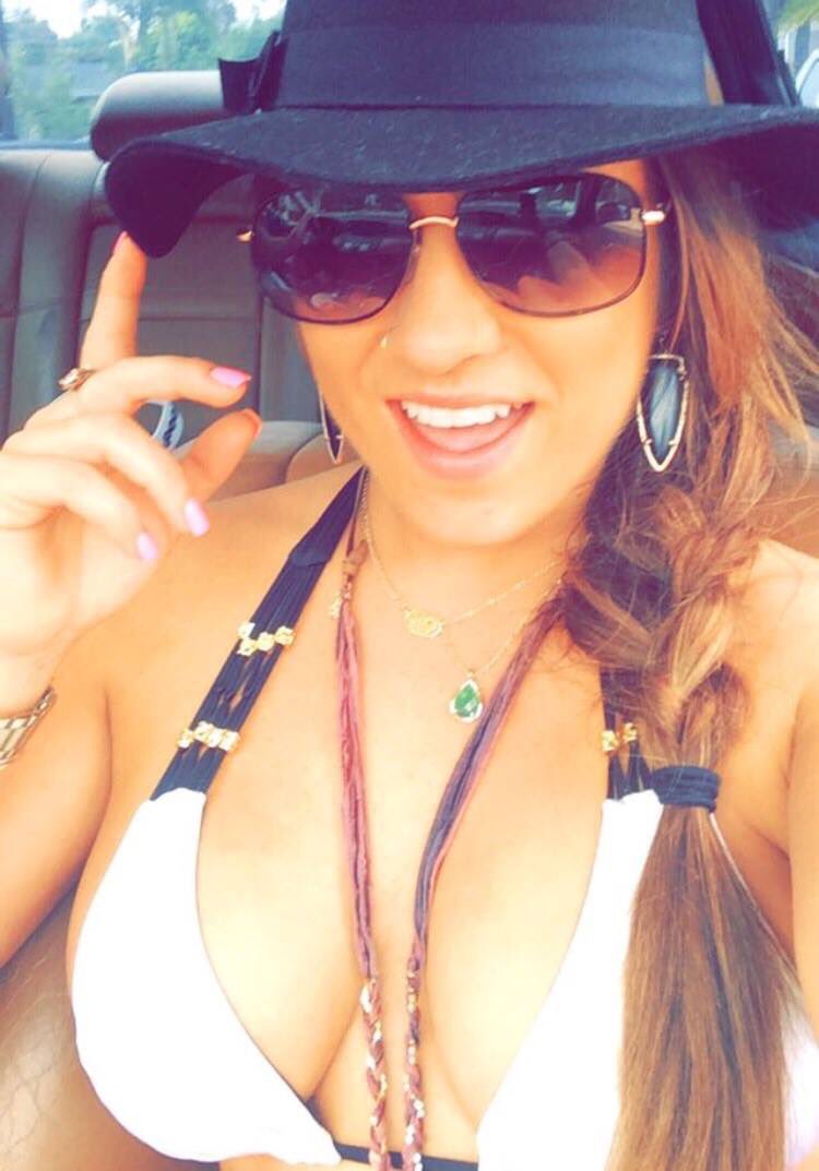 Haley Evans (@blueyes_haley) / Twitter