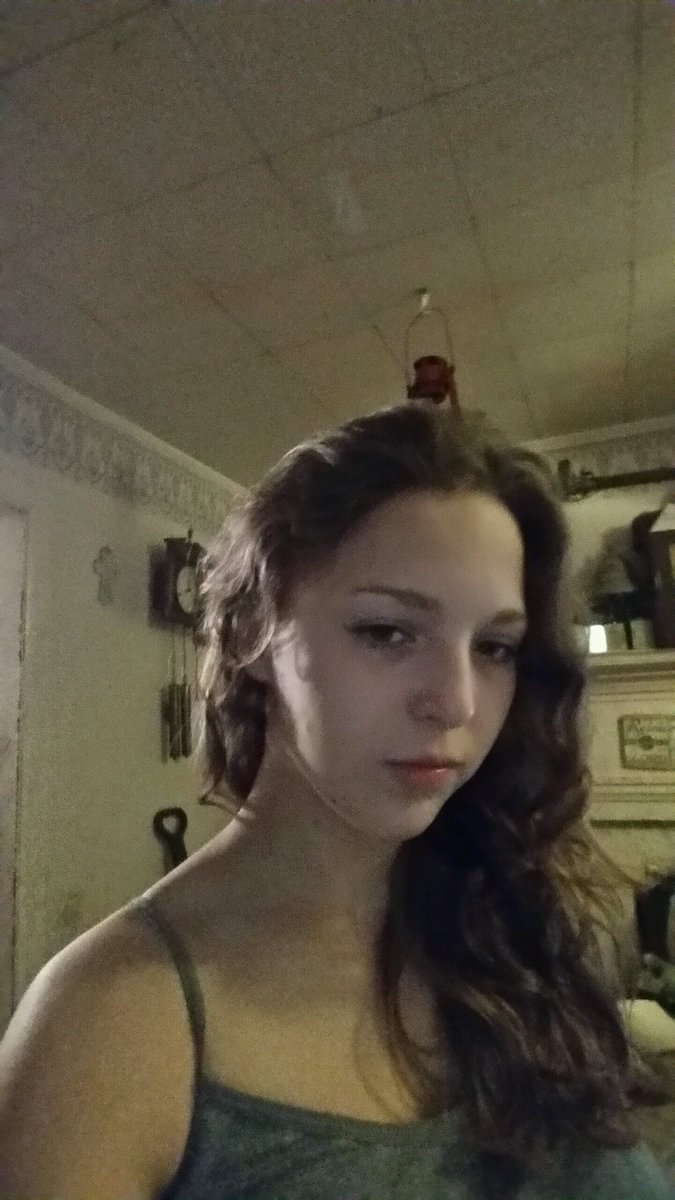 We have just received new photos of Elizabeth Thomas, who has been ...