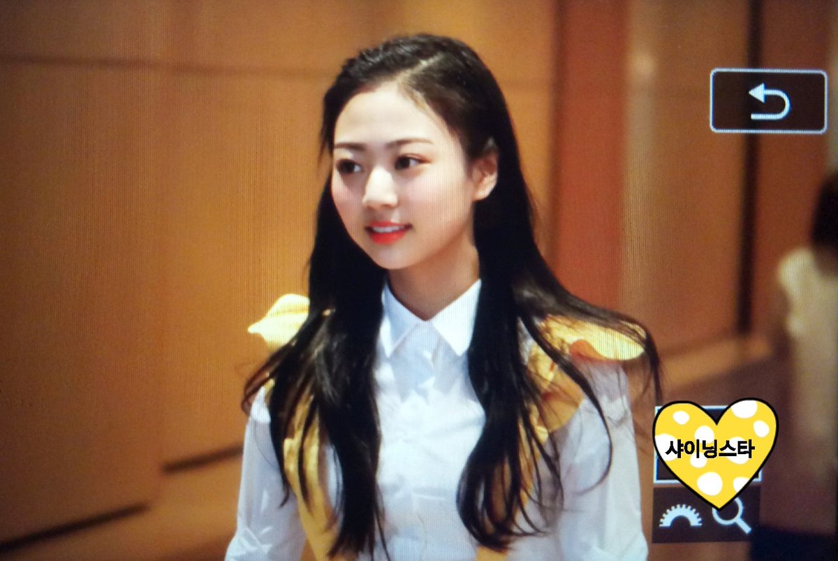 샤이닝스타-채현 (@Chaehyun_kr) | Twitter 샤이닝스타-채현 (@Chaehyun_kr) | Twitter