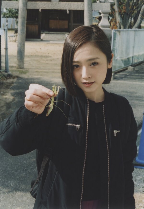 【芸能】安達祐実(35)、セーラー服姿を披露 コーギーちゃんねる
