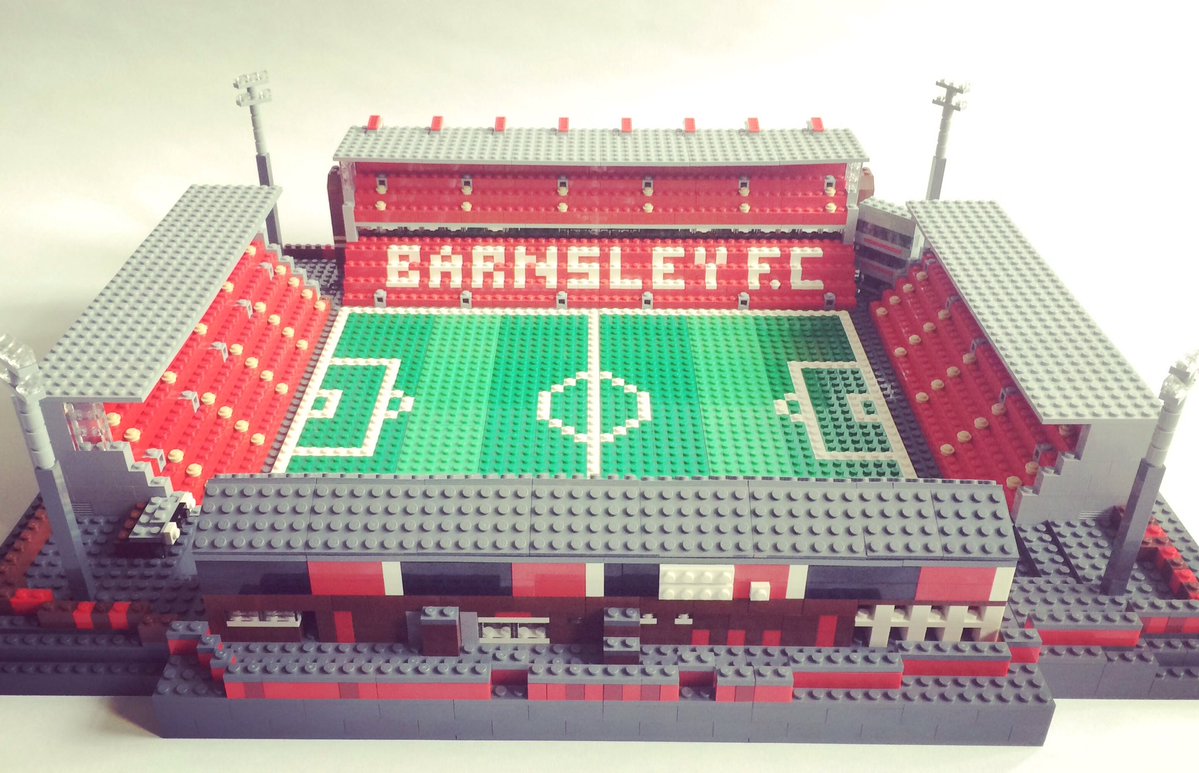 These lego football stadiums are superb (via @brickstand) - scoopnest.com