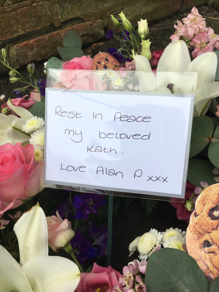 135 best Kath images on Pholder | Kath And Kim, X Wing TMG and D Ccomics