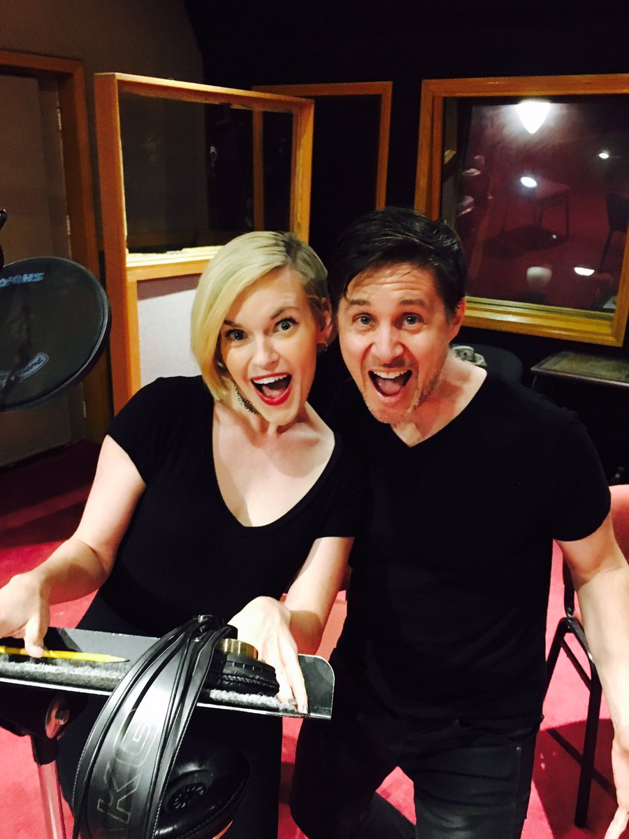 Kari Wahlgren Spouse