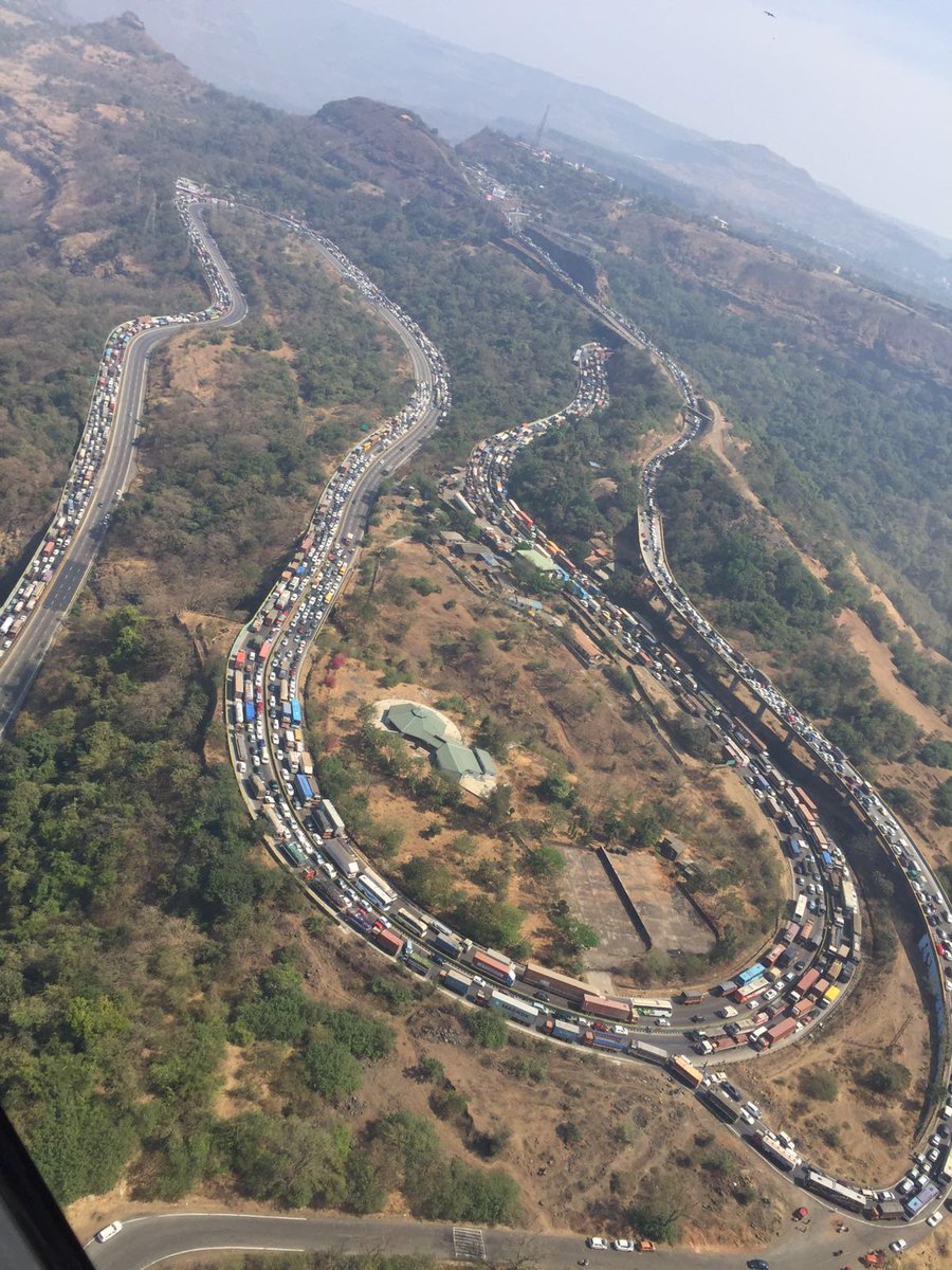 Mumbai Pune Expressway jam - The result of a 3 day long weekend : r ...
