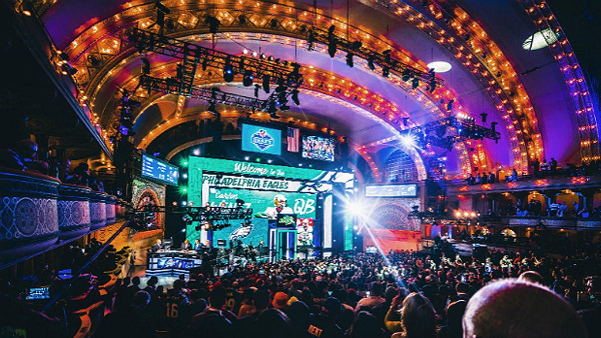 Everything You Need To Know About the NFL Draft in Philly http://dlvr ...