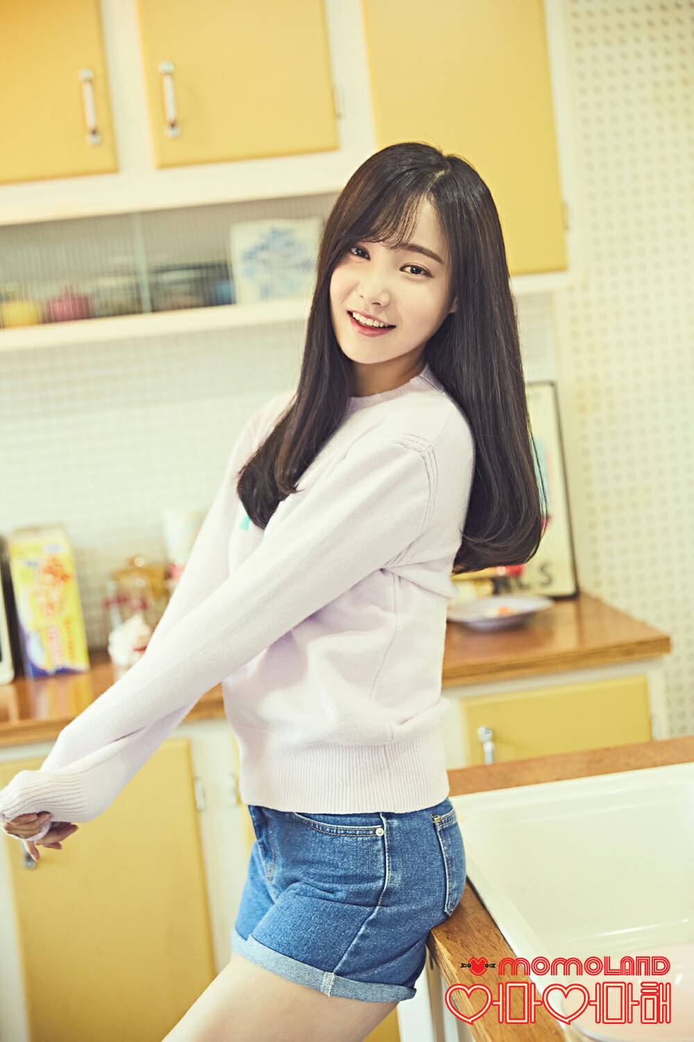 모모랜드_MOMOLAND on Twitter: "모모랜드 single album '어마어마해' teaser image 2017.04.26 12:00pm release #모모 ...