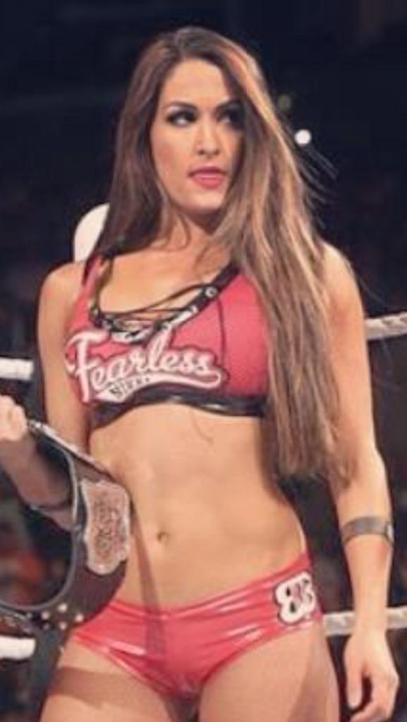 Nikki Bella Twitter