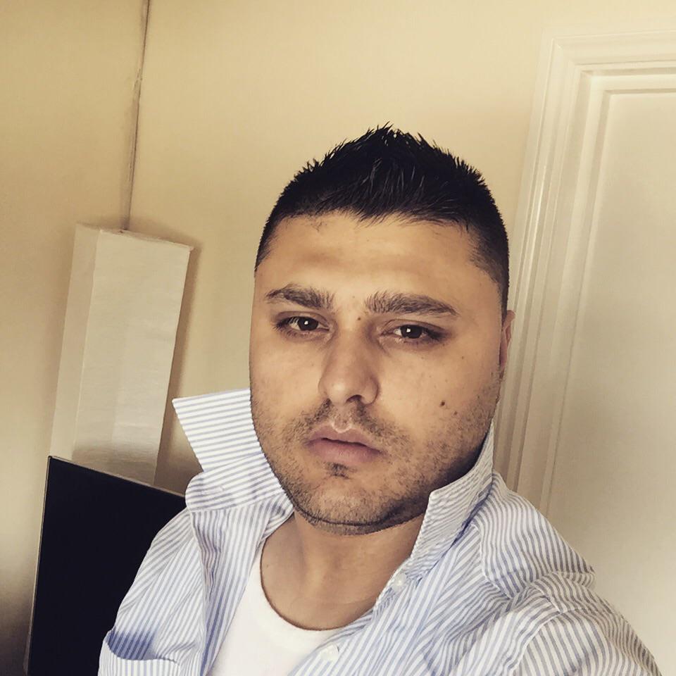 Karim Dhanani (@maurizio01) | Twitter