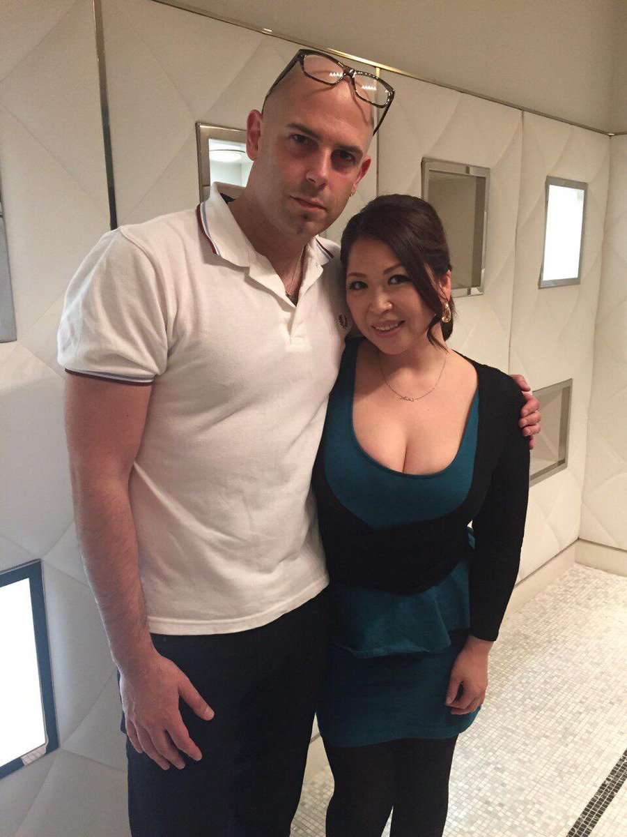 JUC-335 The Wife Next Door Is A Voluptuous Boyne Natsuk