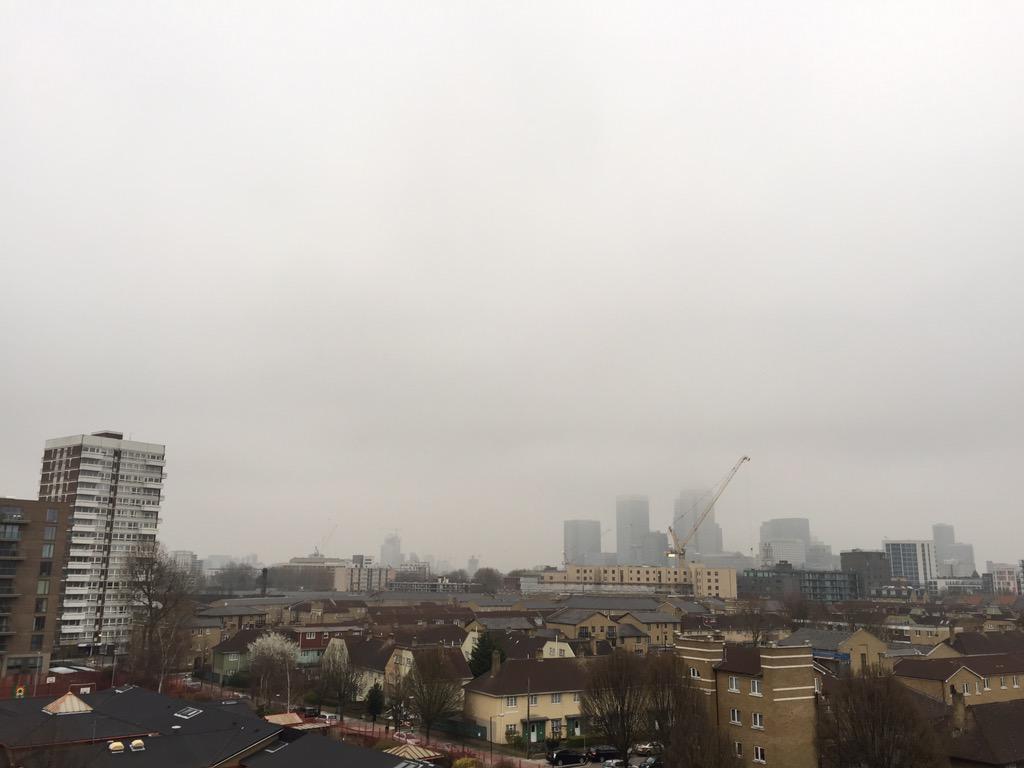 Cloud spoils view of the solar eclipse across London | London - ITV News