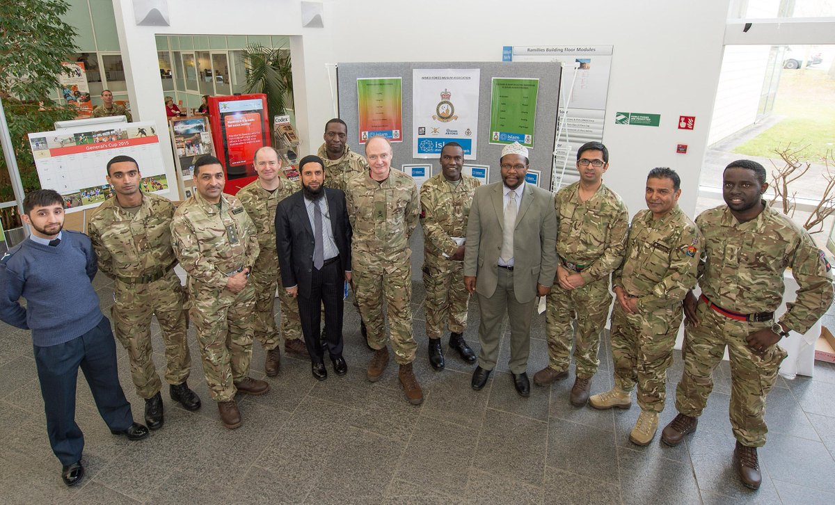 Muslim members of the British Armed Forces mark Islam Awareness Week at ...