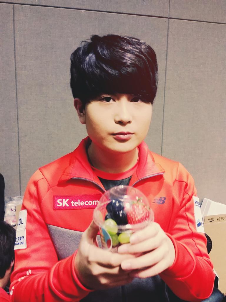 A post dedicated to our non chosen sub skt1 Tom : r/leagueoflegends