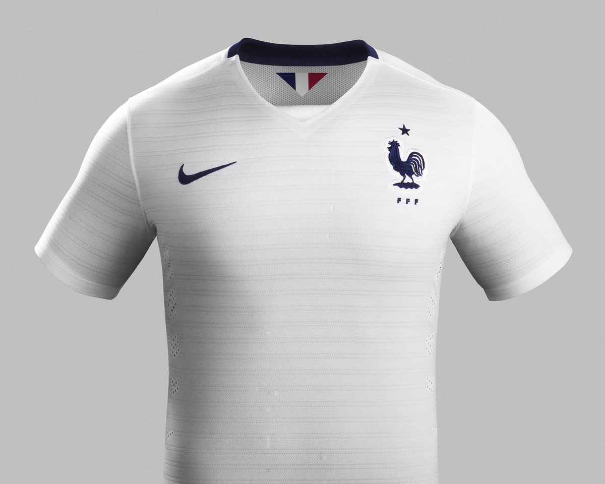 Le maillot extérieur des Bleus pour la saison 2015-2016 dévoilé