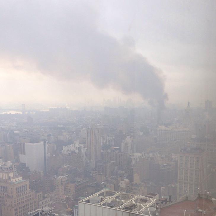 EXPLOSION IN NEW YORK EAST VILLAGE (suspected gas leak) | Countusin
