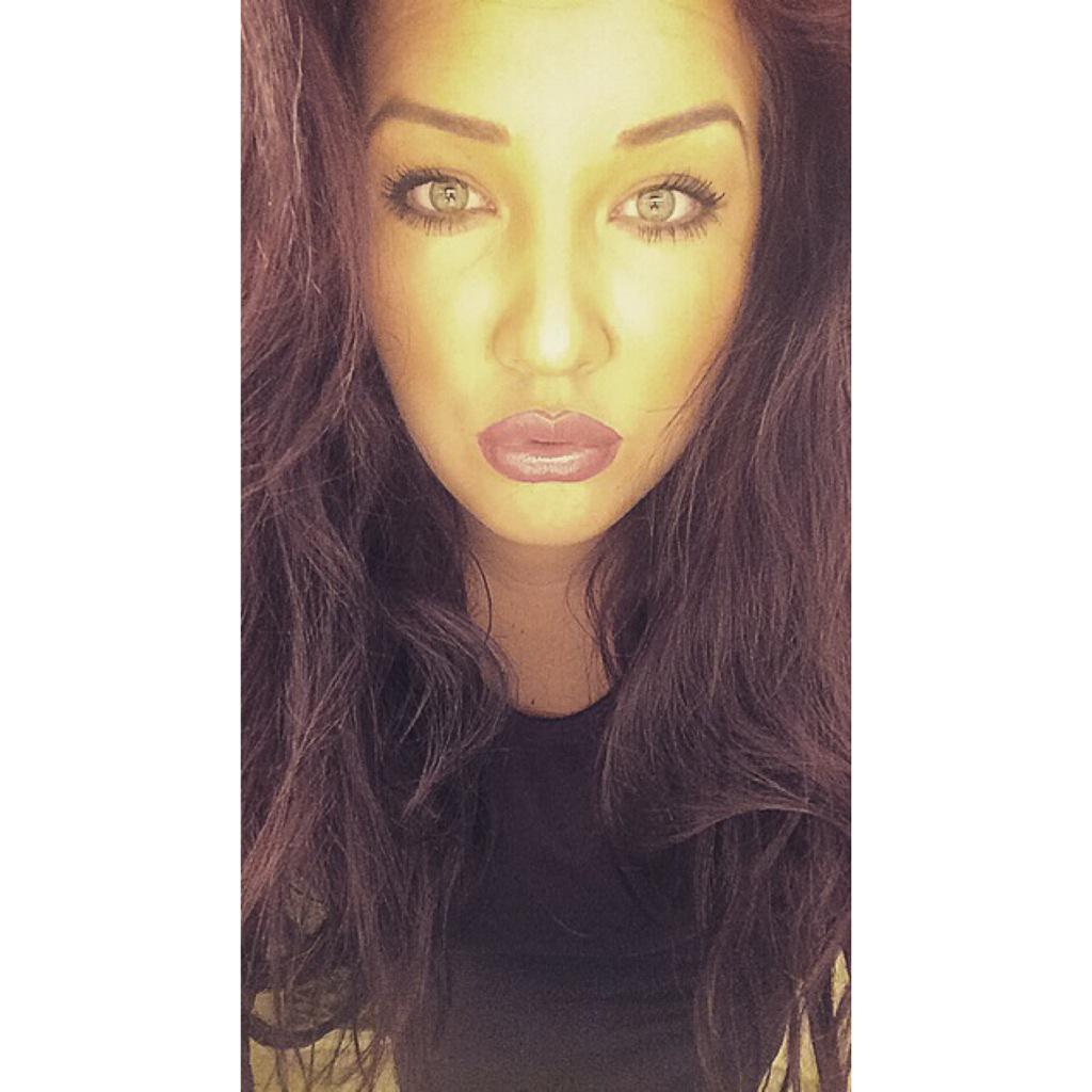 Hannah Roe's Instagram, Twitter & Facebook on IDCrawl