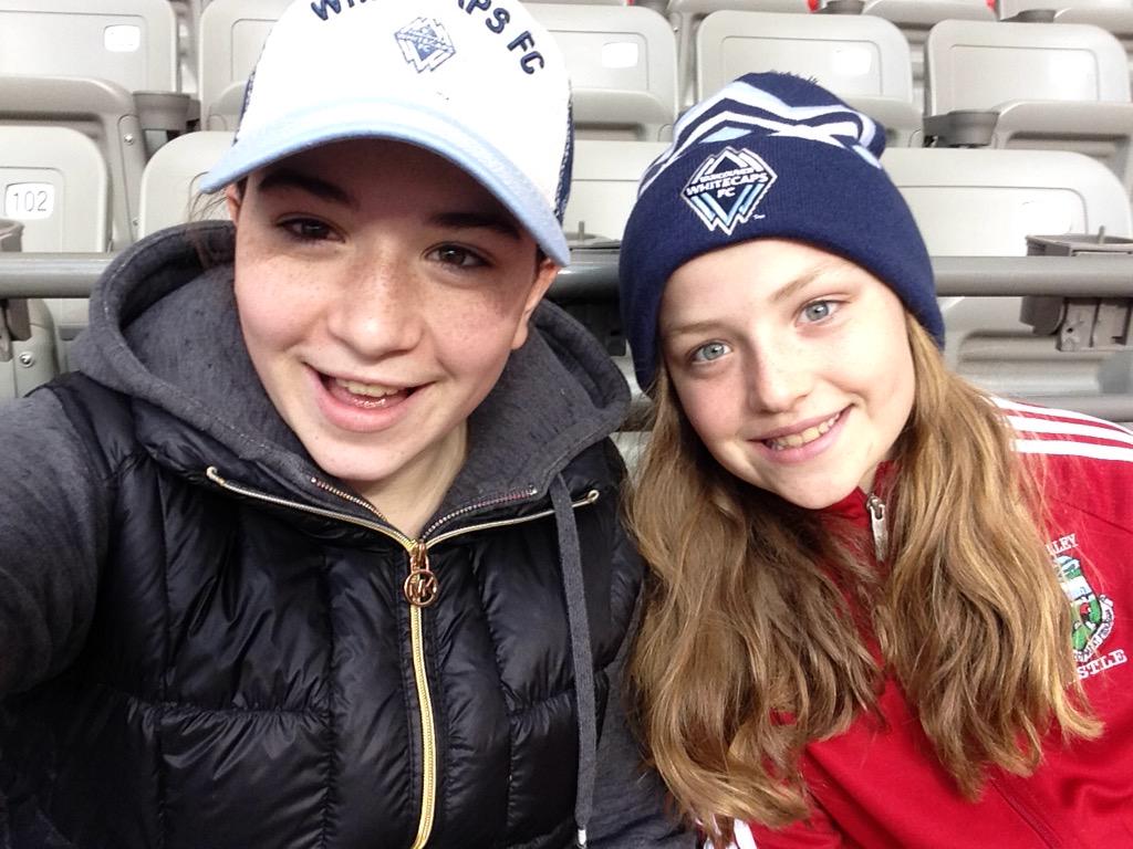 Sydney Postle's Instagram, Twitter & Facebook on IDCrawl