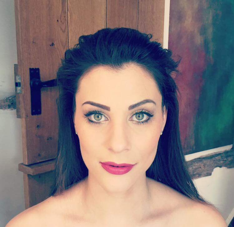 TW Pornstars - Model Roxy. Twitter. Morning :) busy day today! What's ...