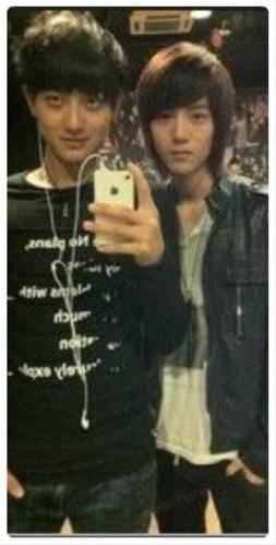 Luhan Pre Debut Selca