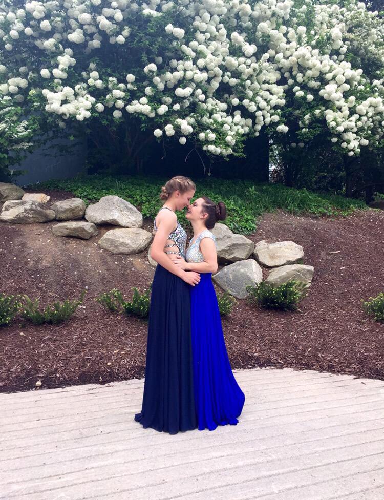 Lesbian Prom Photos - Page 14 - The L Chat