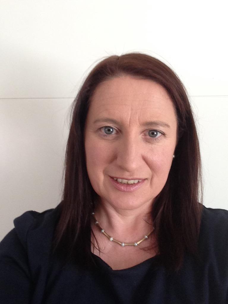 Karen Roche's Instagram, Twitter & Facebook on IDCrawl