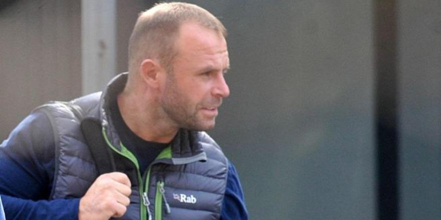 See the moment notorious Salford gangster David Totton DROVE into a ...