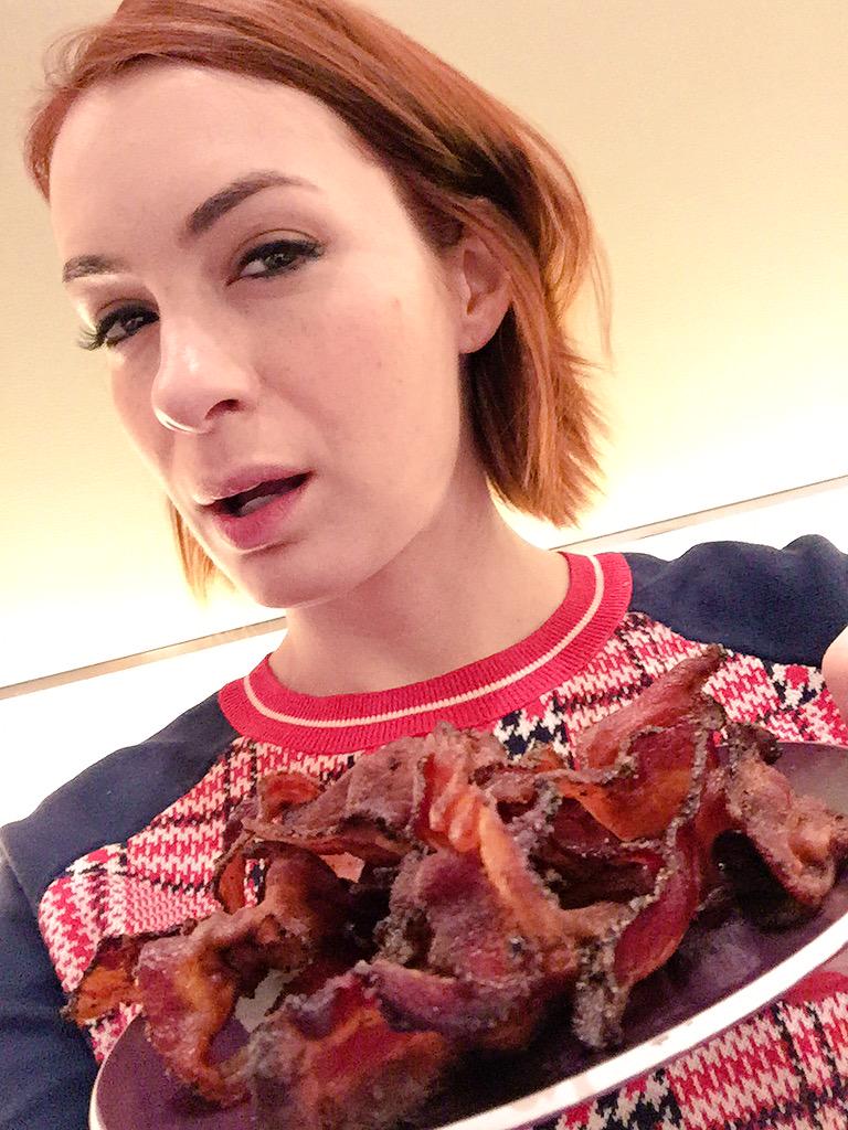 Emily Pestell's Instagram, Twitter & Facebook on IDCrawl